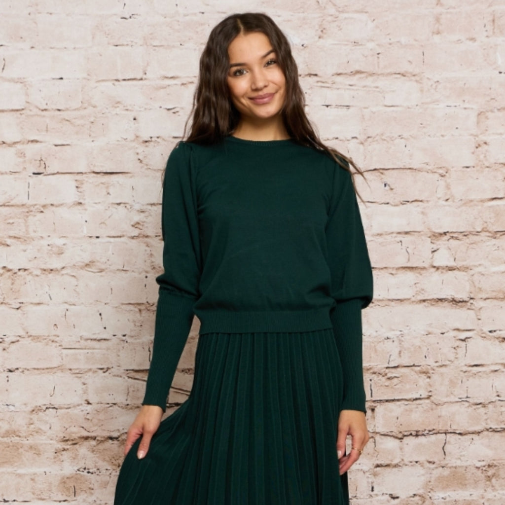 Plus Hazel Top Hunter – The Mimi Boutique